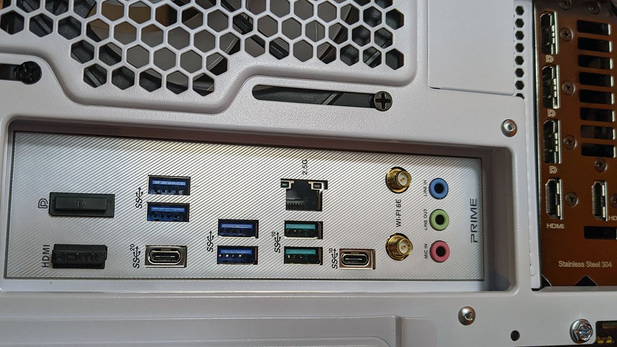 Mwave Respawn Ninja Beast Mode Alpha Gaming PC | PC Gamer