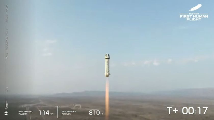 In photos: Blue Origin's 1st New Shepard passenger launch with Jeff ...