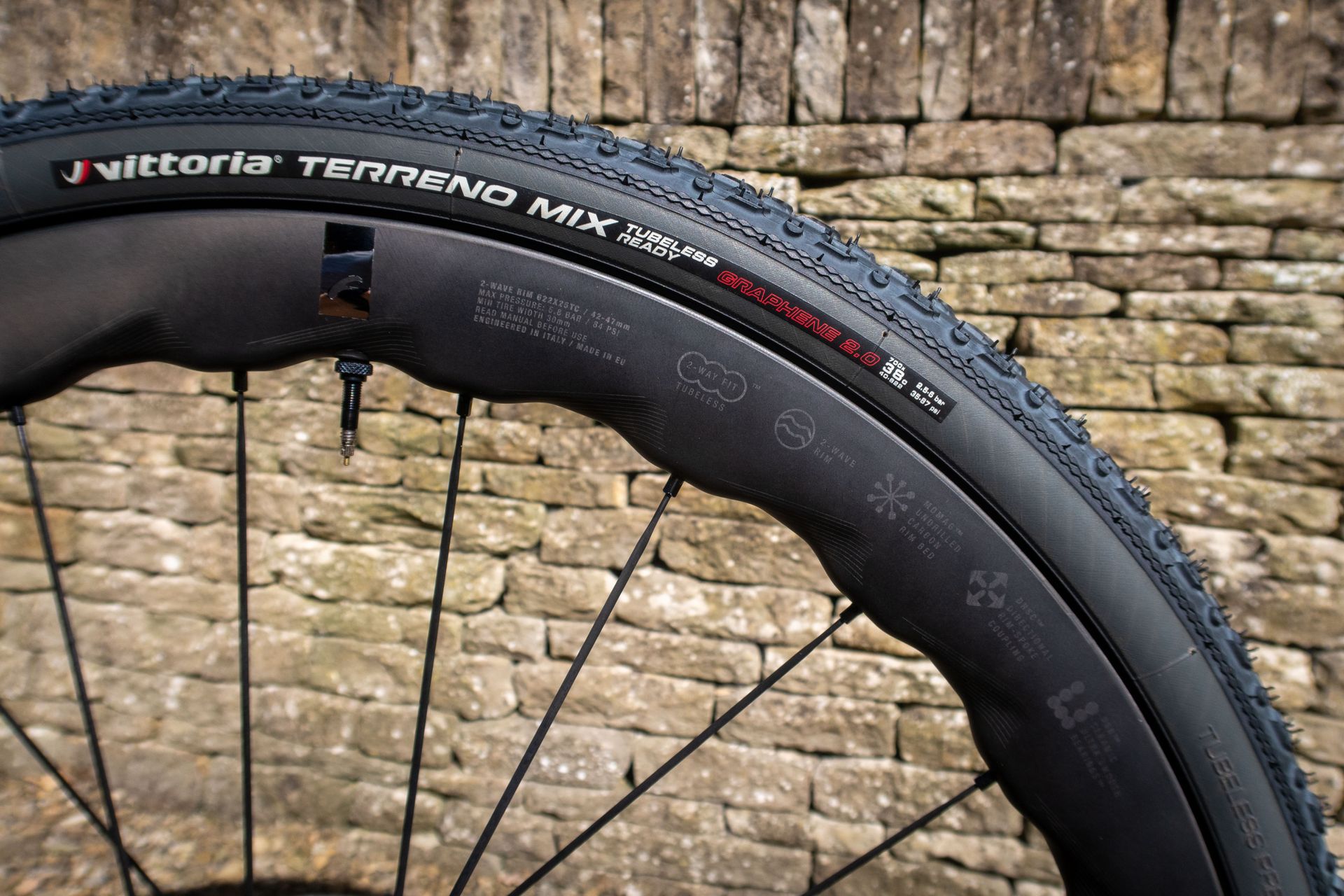 Fulcrum Sharq wheelset review: fast aero all-road wheels that are ...