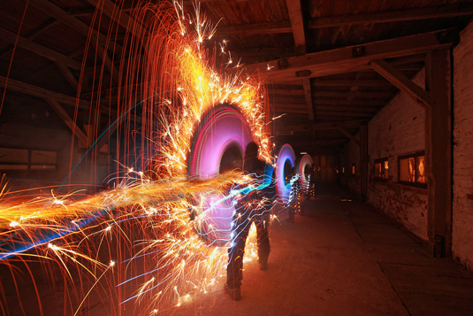 The amazing art of light painting: discover 20 dazzling artists ...