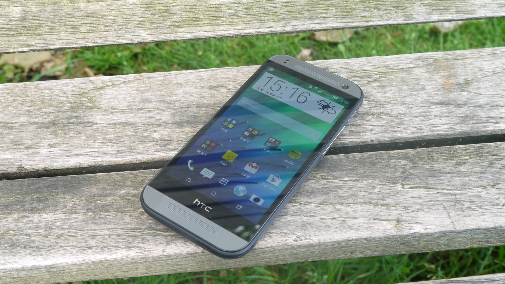 HTC One Mini 2 vs HTC One Mini | TechRadar