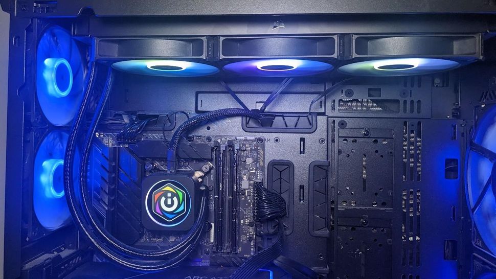 Corsair iCUE H170i Elite LCD XT Review: Chart-Topping Performance | Tom ...