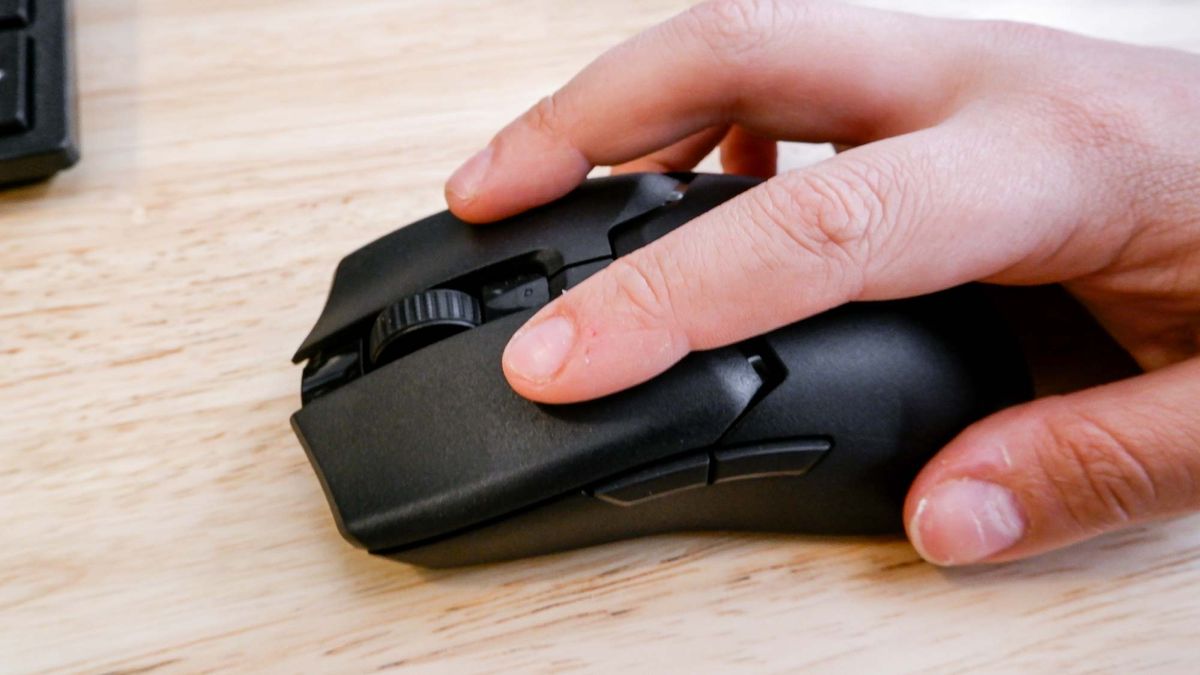 Razer Viper V2 Pro review | Tom's Guide