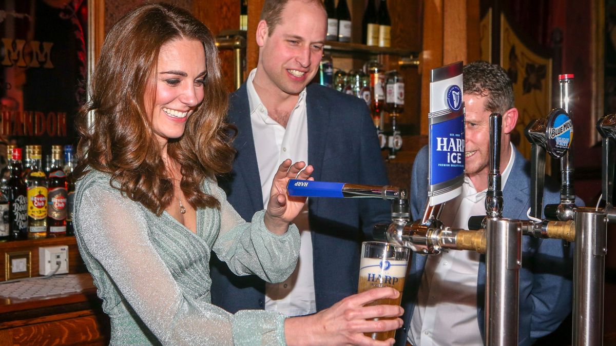 Prince William and Princess Kate Enjoyed a Pub Date in Windsor | Marie ...