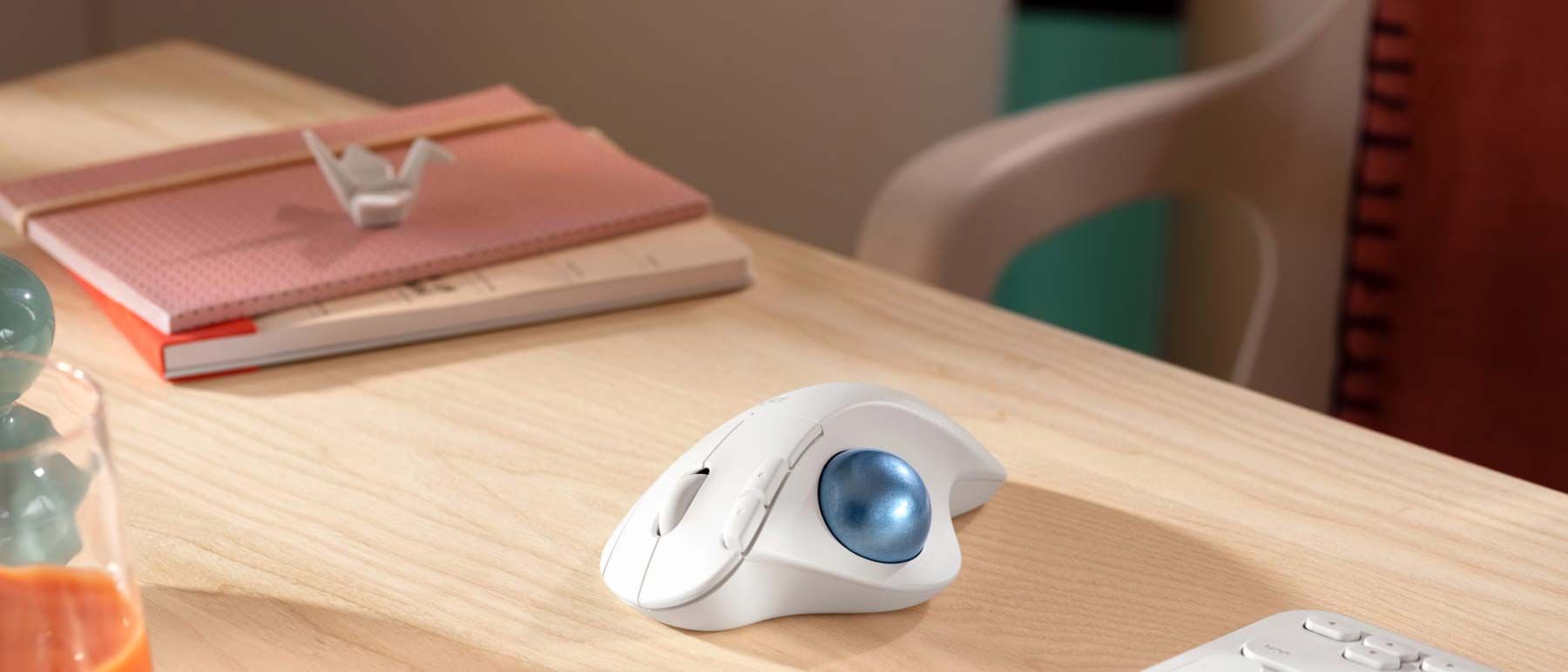 Logitech ERGO M575 review | Laptop Mag