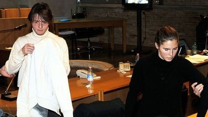 Everything You Need to Know About the Amanda Knox Case | Marie Claire