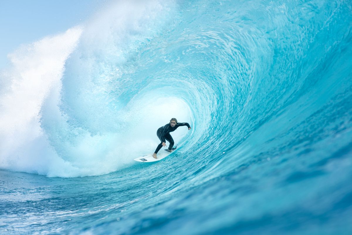 Epic action photography wins Nikon Surf Photo Awards | Digital Camera World