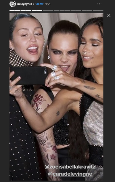 Miley Cyrus' Hair Is Now Styled into a Lob for the 2019 Met Gala ...