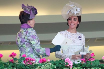 Celebrity Side-Eye - Celebrities Side-Eyeing Each Other | Marie Claire