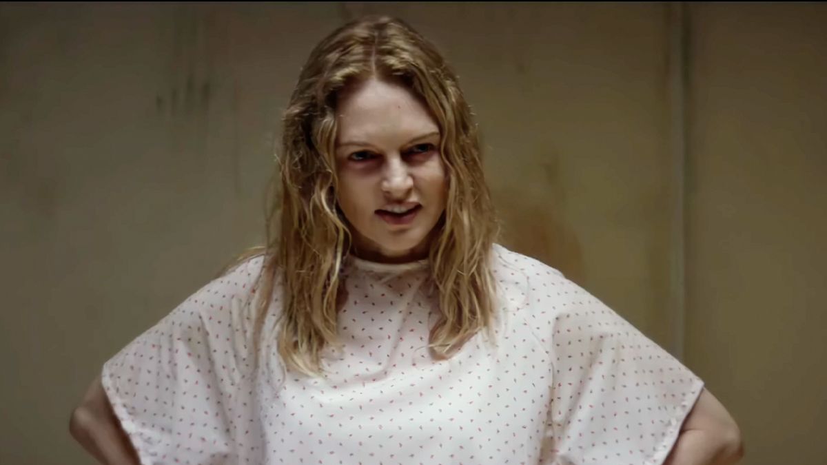Heather Graham Slashes Her Way to Scream Queen Status in New Horror ...