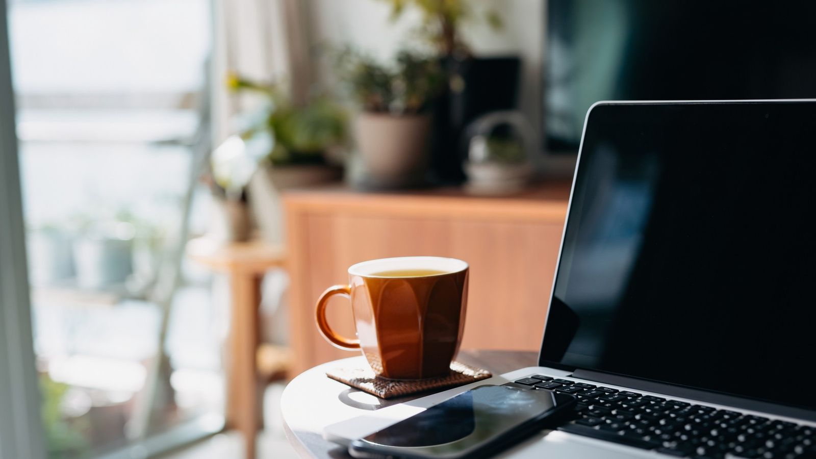 Career minimalism is changing the workplace | The Week