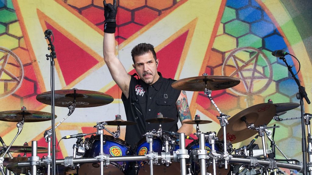 Pantera reunion: Anthrax’s Charlie Benante confirmed to take Vinnie ...