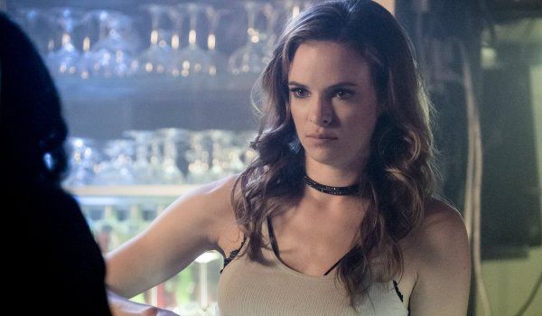Wait, Is The Flash's Caitlin Not Part Of The S.T.A.R. Labs Team Anymore ...