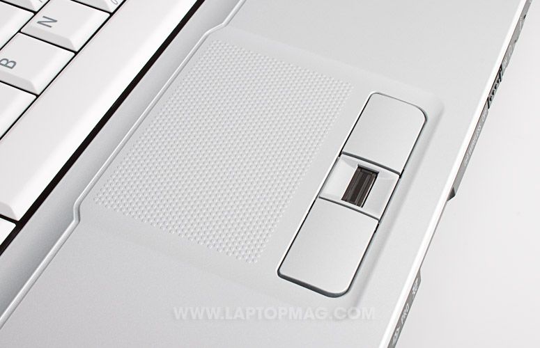 Fujitsu LifeBook S751 Review | Laptop Mag