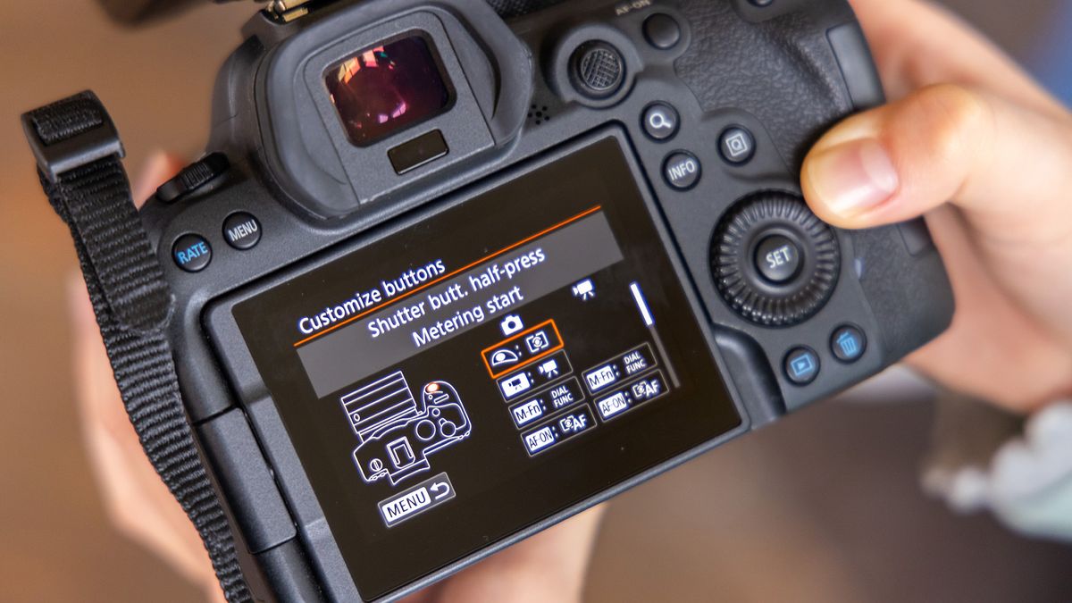 I’m a photography expert, and I hated back-button focus at first; here’s why I now LOVE using it ...