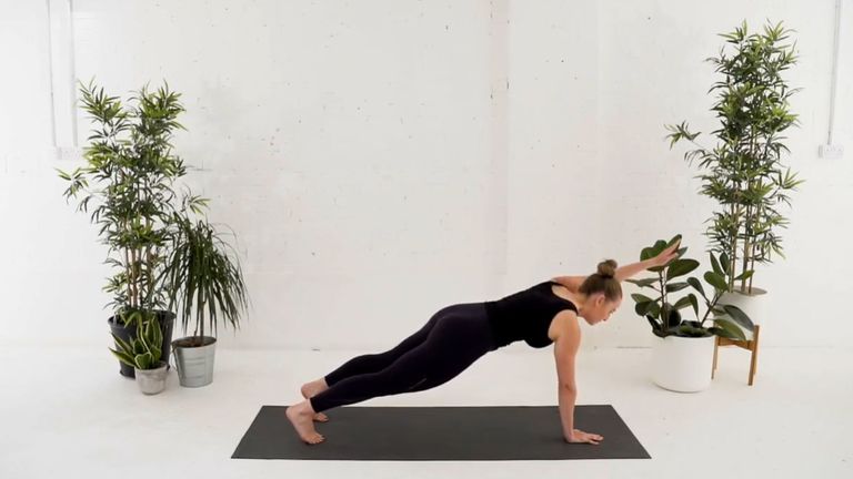A Pilates instructor recommends this eight-minute routine for ...