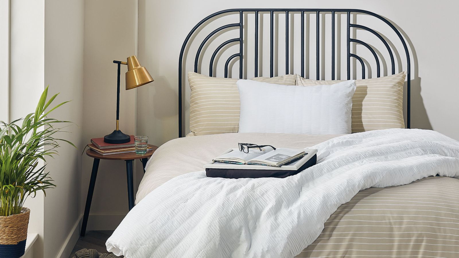 The Aldi back to uni range has all affordable uni must-haves | Ideal Home