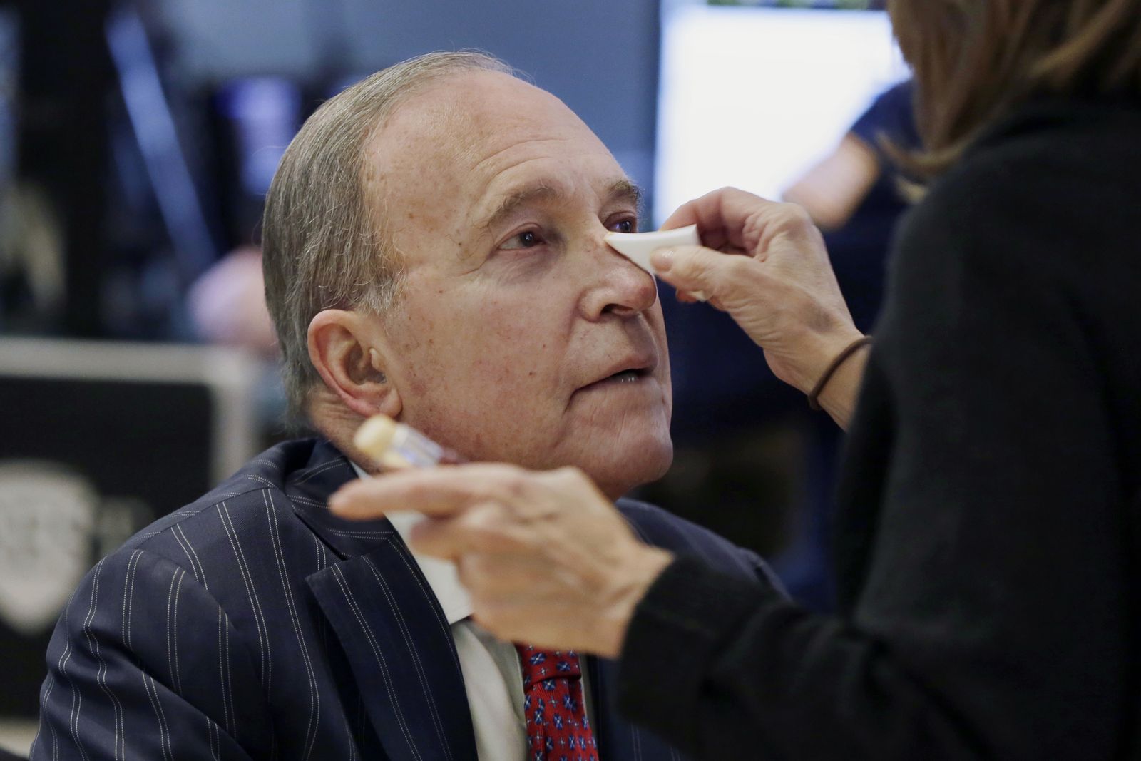 'You're looking handsome, Larry': How the reality TV president found ...