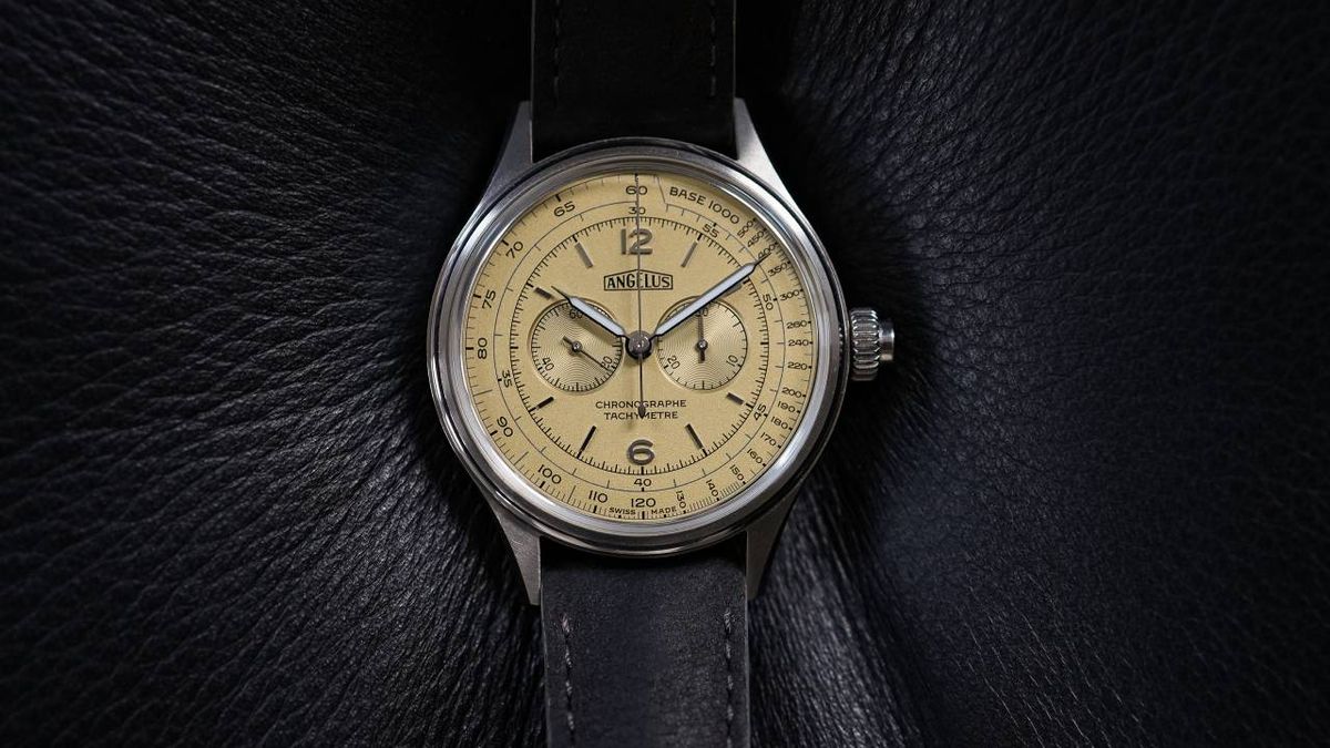 New Monochrome watch is a golden showstopper with a monopusher ...
