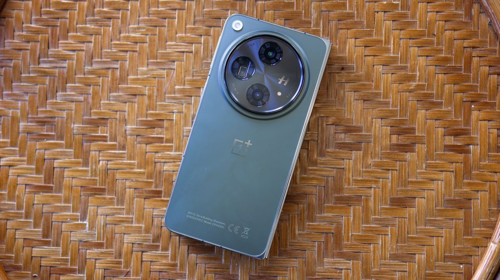 OnePlus Open foldable with Hasselblad triple-camera system launches ...