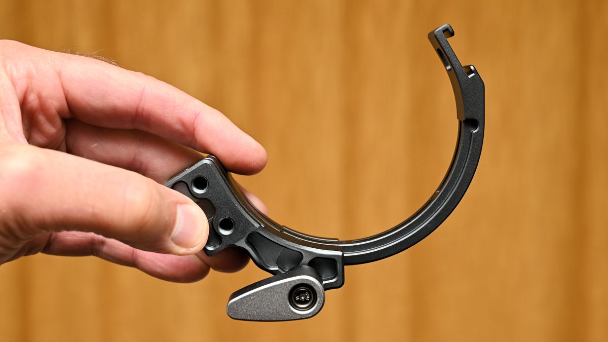 Benro QRB95DUAL Quick Rotation Lens Bracket review: think L-brackets ...