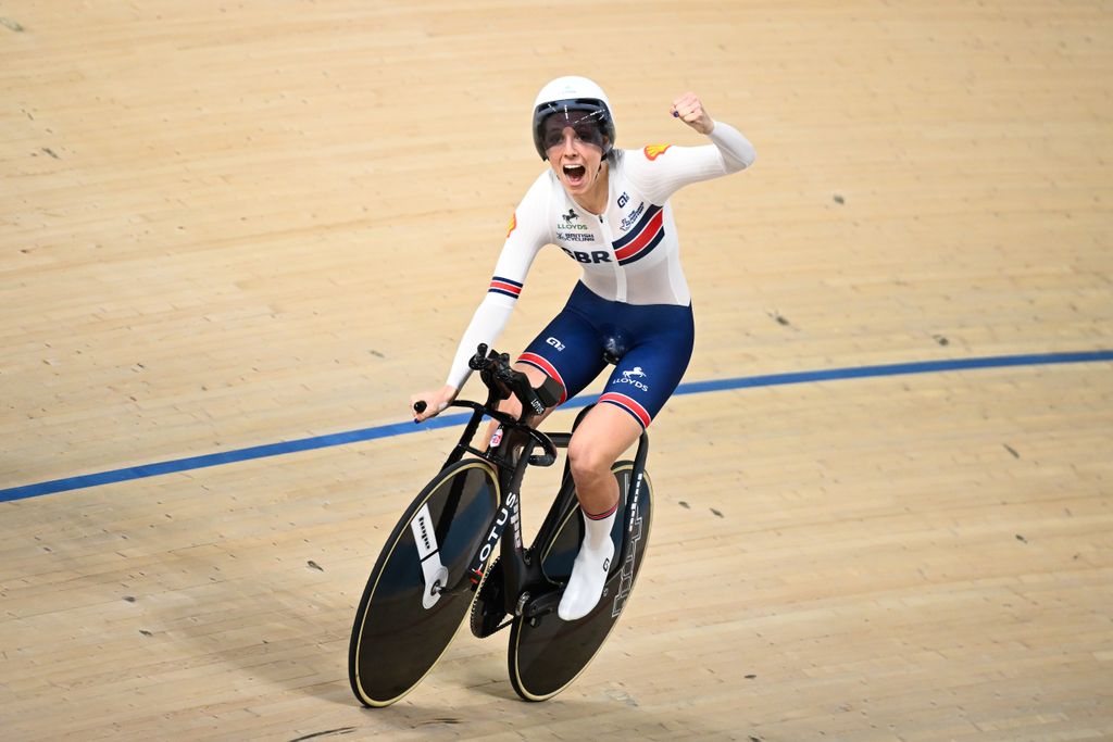 Men's and women's team pursuit world records broken in remarkable day ...