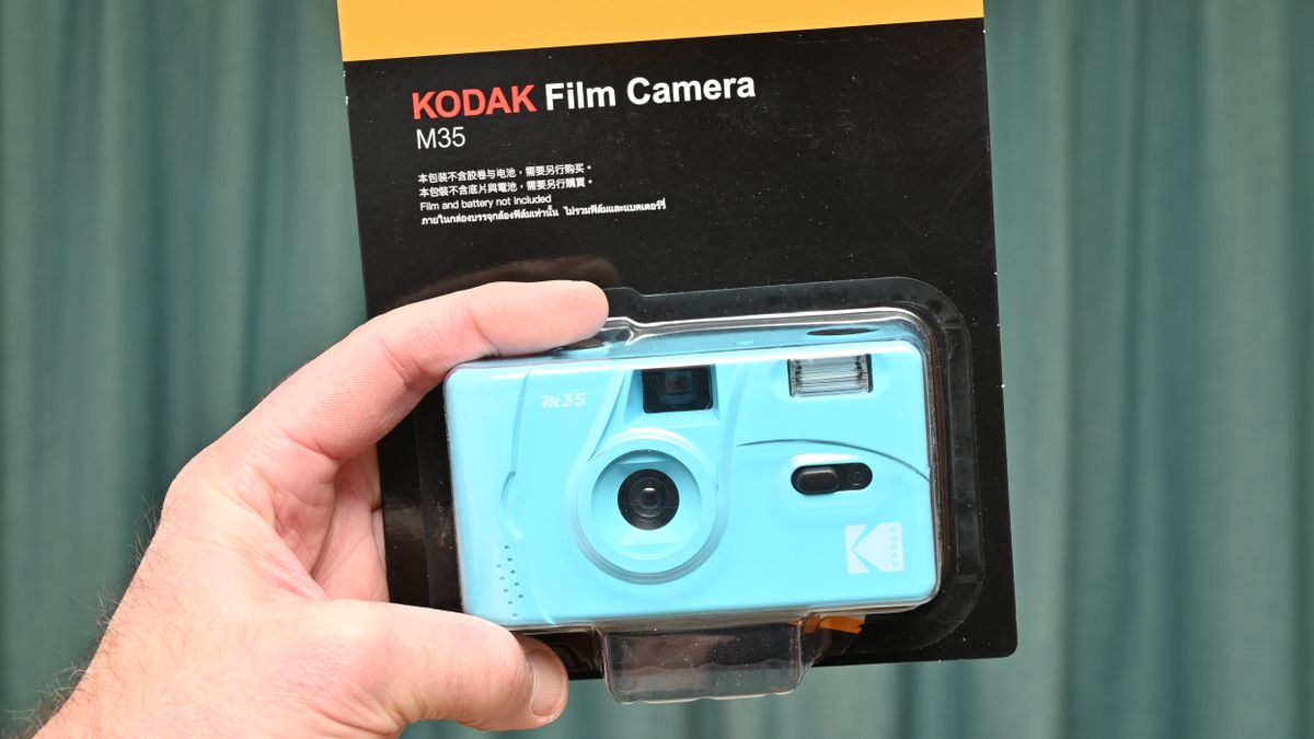 Kodak M35 Reloadable Film Camera review: pick a color, there a plenty | Digital Camera World