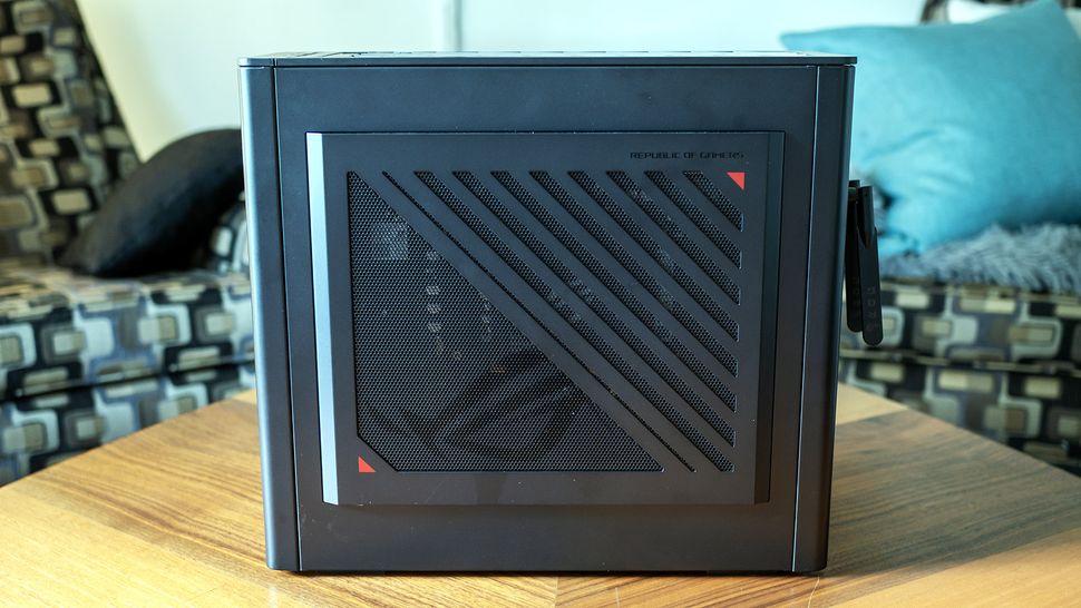 Asus ROG G22CH Review: Small and Powerful, But Loud | Tom's Hardware