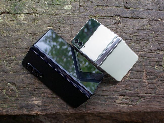 Smartphone cameras are good enough and it's time to focus on the rest ...