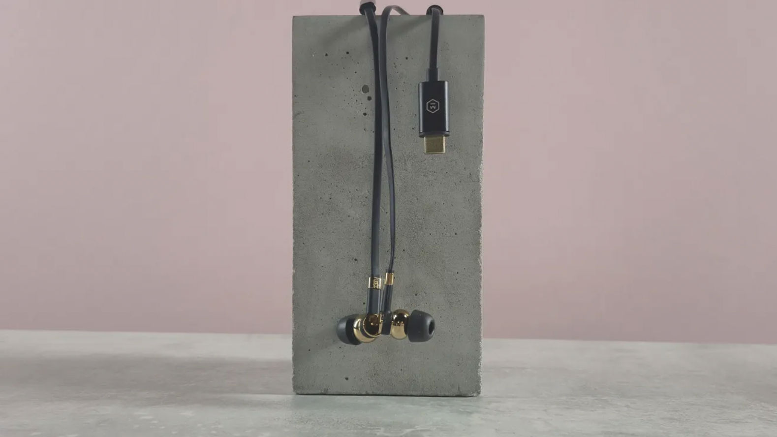Want to hop on the wired earbuds trend? Here are 4 models I’d buy as an ...