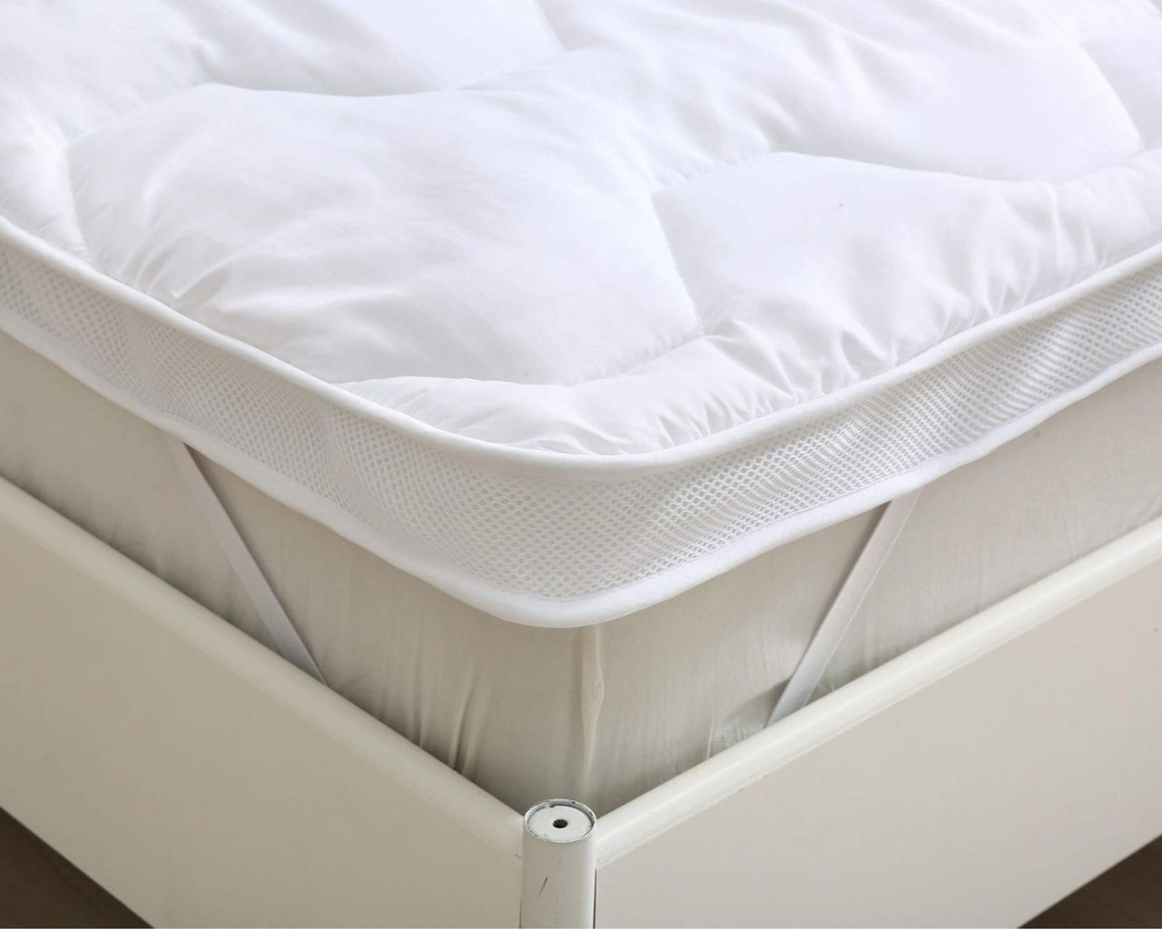 Best mattress topper for dorm beds: ranked by a recent grad | Homes ...