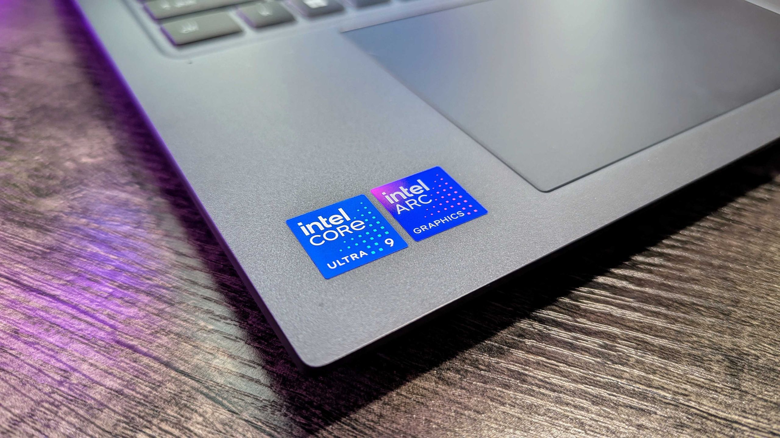 Intel shows off a new use for AI in high-end gaming laptops | Windows ...