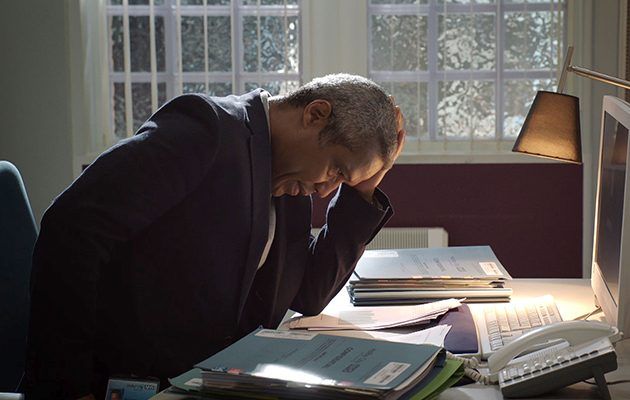 FIRST LOOK: New Holby City autumn trailer... is Ric Griffin going to ...