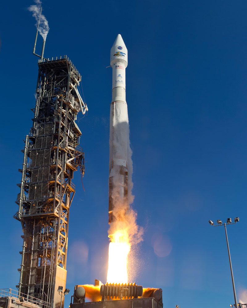 Liftoff! Launch Photos for NASA's Advanced Landsat 8 Mission | Space
