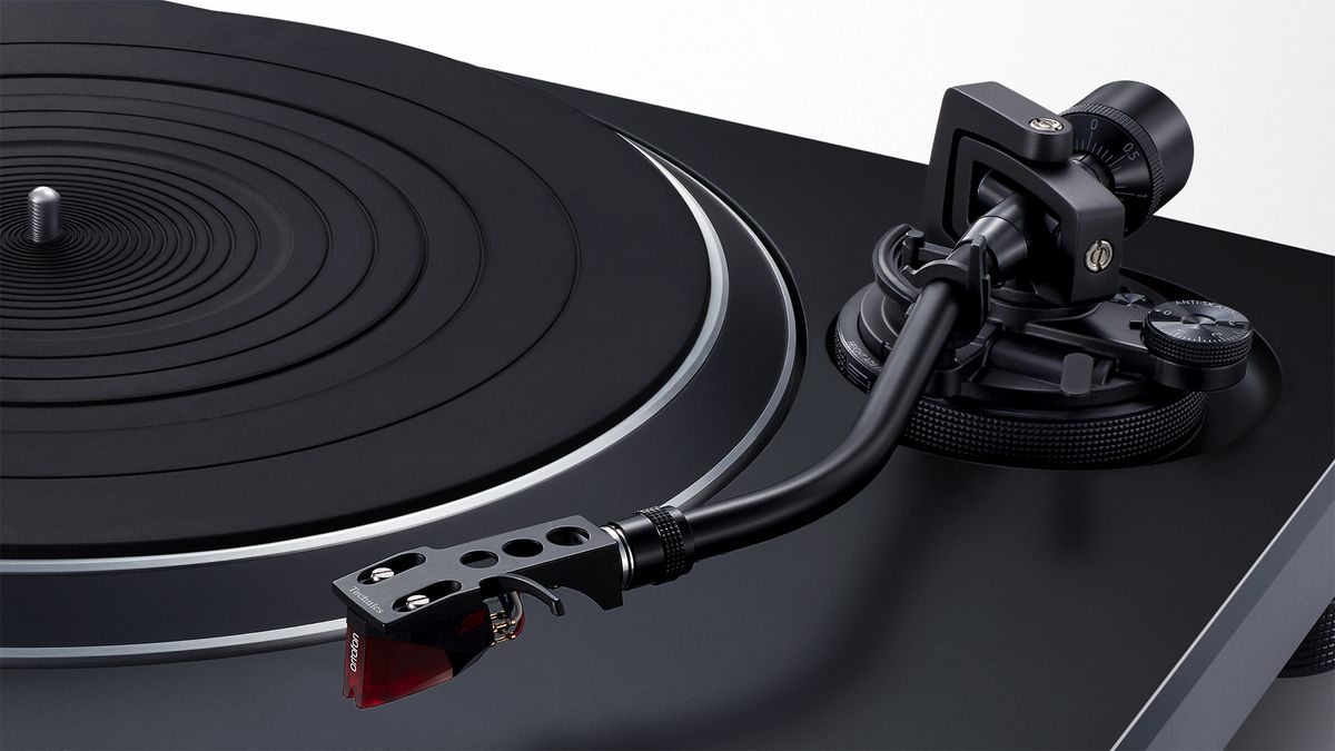 Technics SL-1500C review: a fully-featured turntable of real quality ...