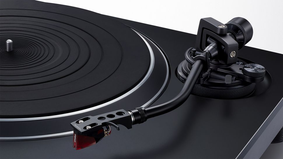 Technics SL-1500C review: a fully-featured turntable of real quality ...