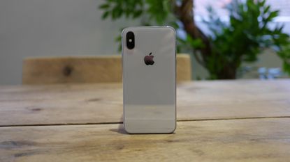 iPhone X review: the best you can get and a worthy Black Friday ...