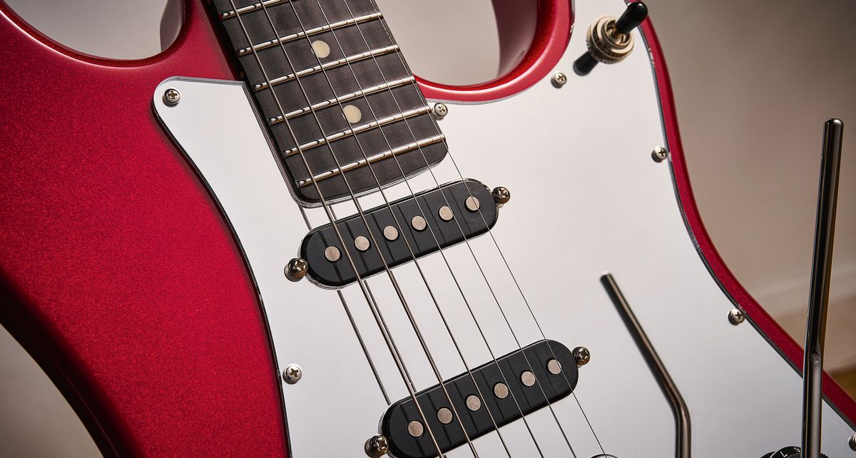 Godin 5th Avenue TL Gold Foil & Lerxst by Godin Grace review | Guitar World