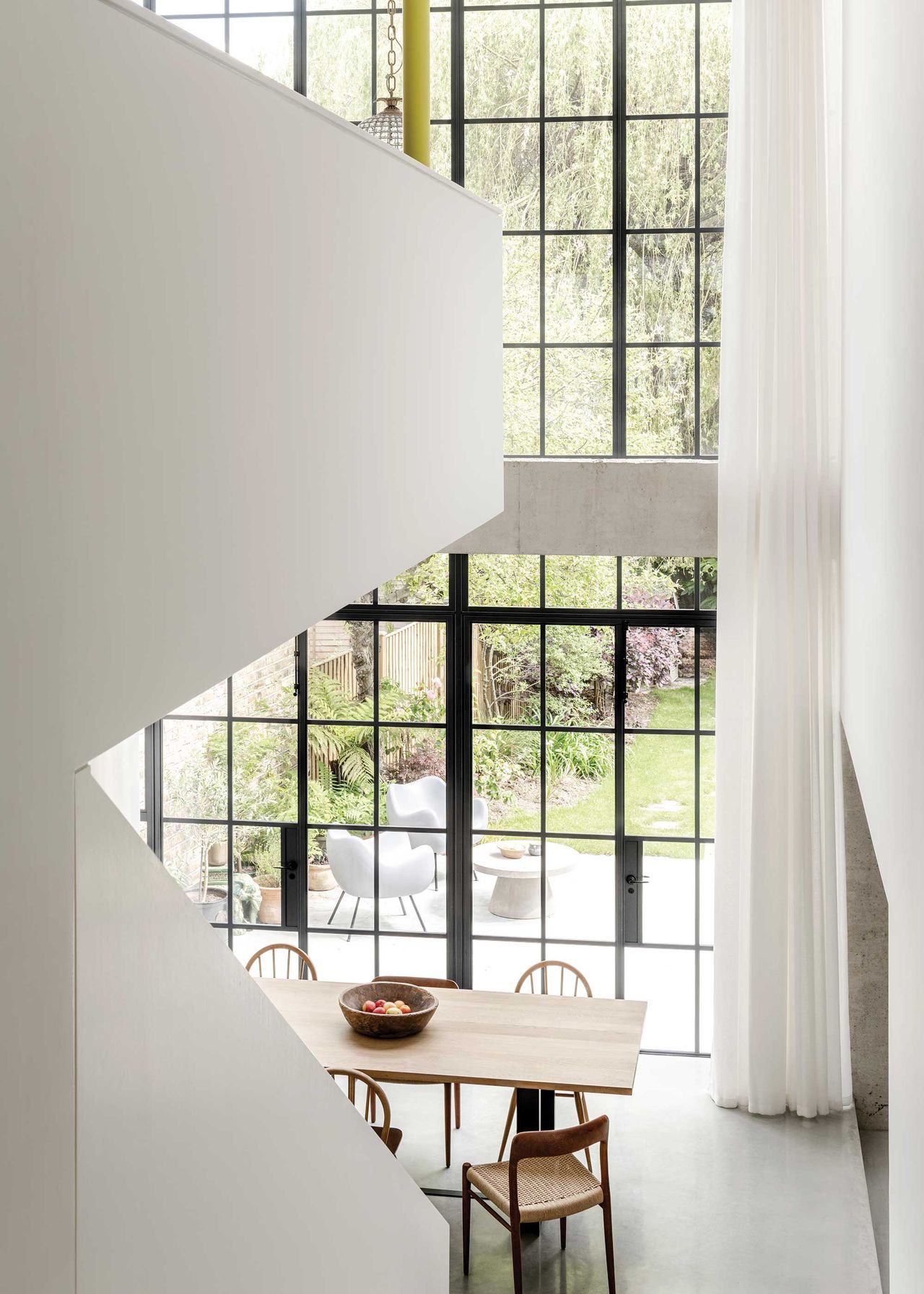 13 Timeless French Door Ideas to Connect Indoors With the Out | Livingetc