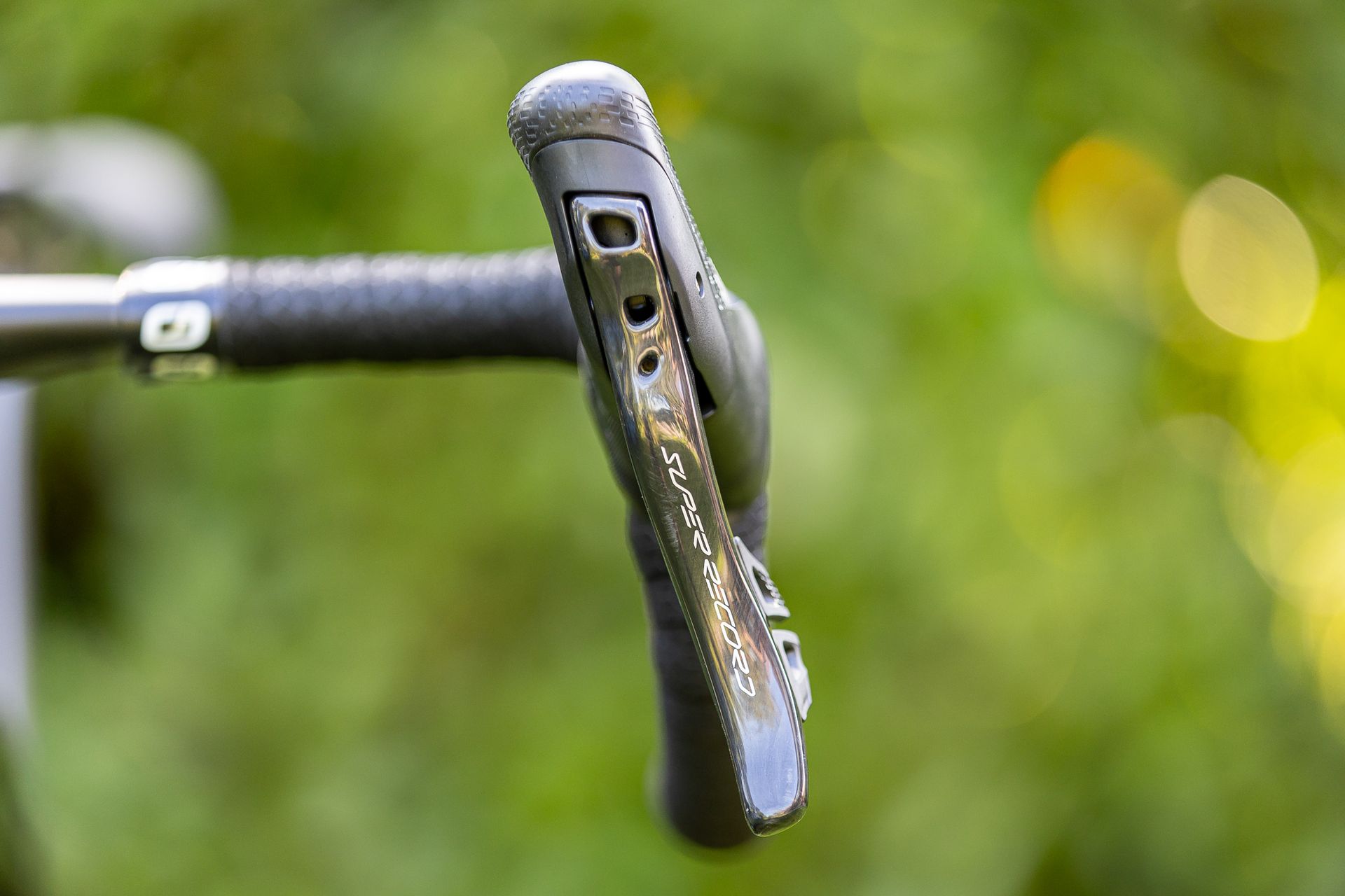 Campagnolo Super Record WRL goes wireless and ditches thumb shifters, but at what cost ...