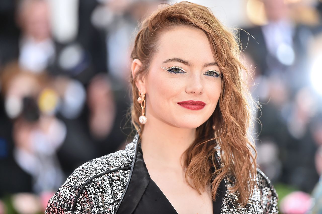 32 Stunning Celebrity Red Lip Moments | Marie Claire