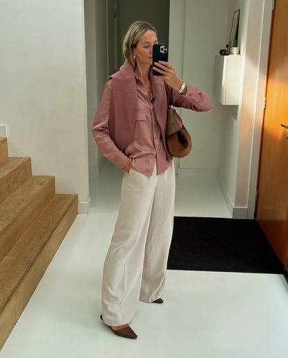 9 Minimalist Spring Outfits That Are Chic And Easy to Copy | Who What Wear