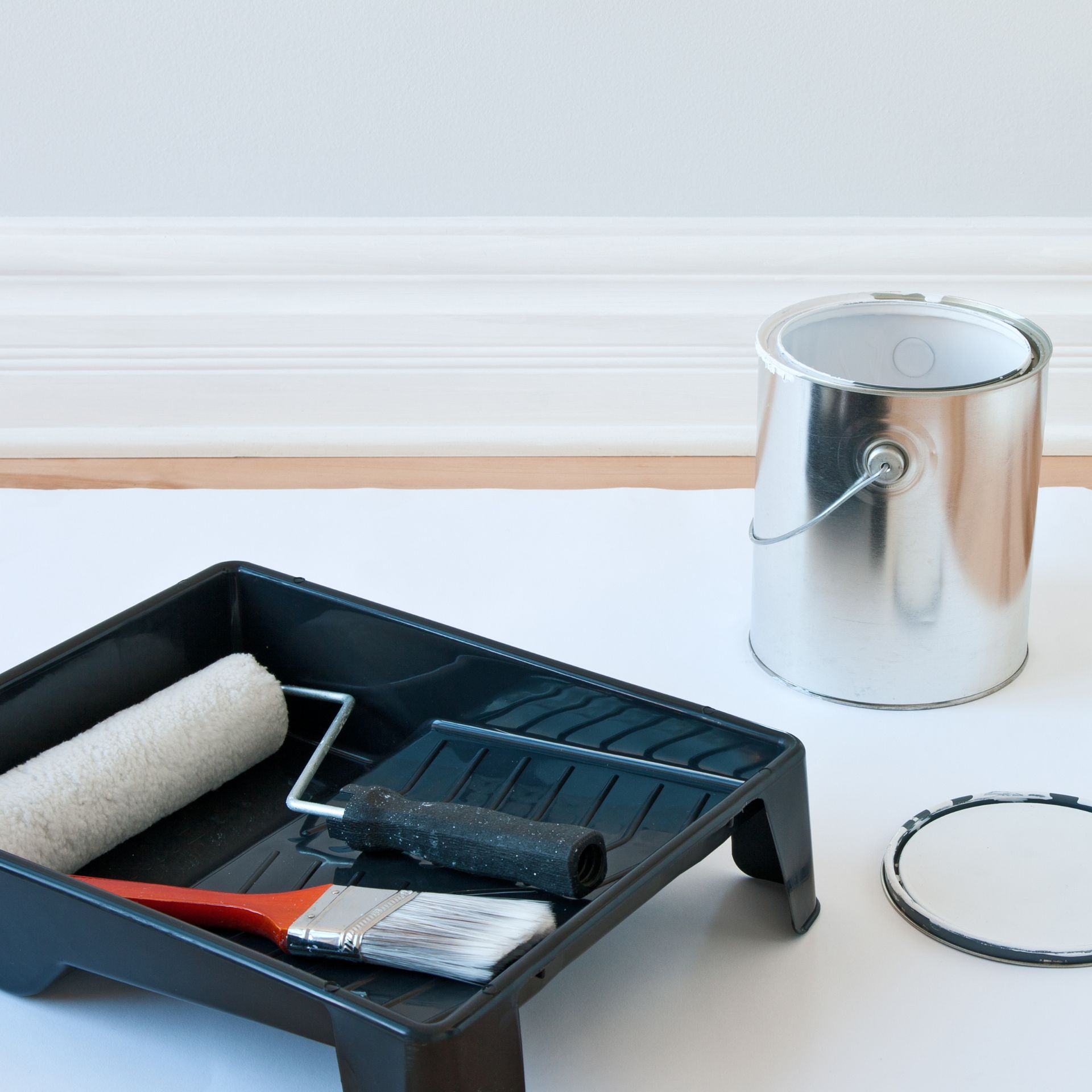 How to clean a paint roller - remove water and oil-based paints | Ideal ...