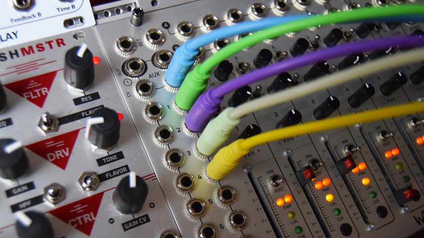 NAMM 2019: Lightning strikes twice as Erica Synths introduces the 3000V ...