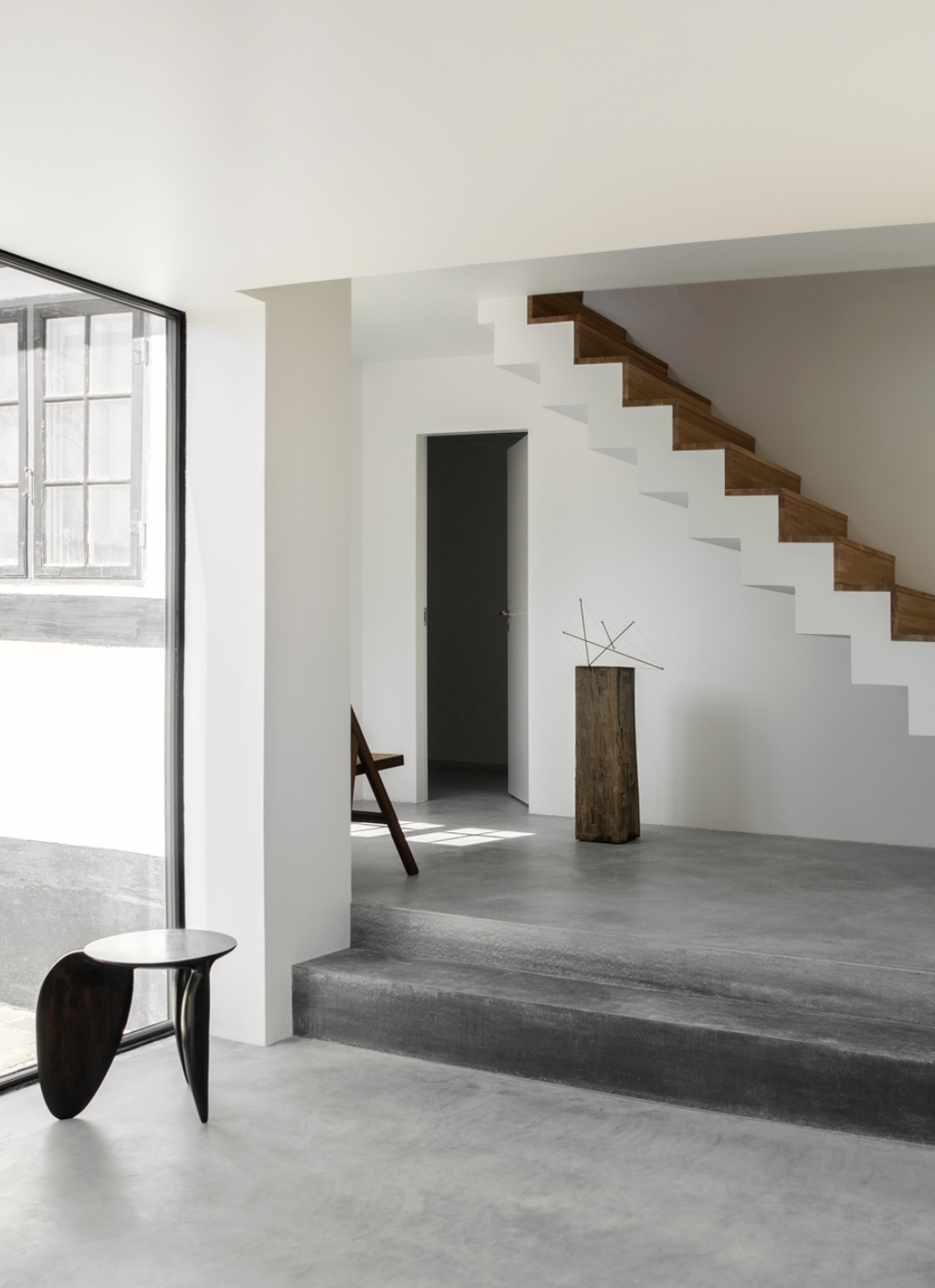 Minimalist Interior Design — Behind the Pared-Back Philosophy | Livingetc