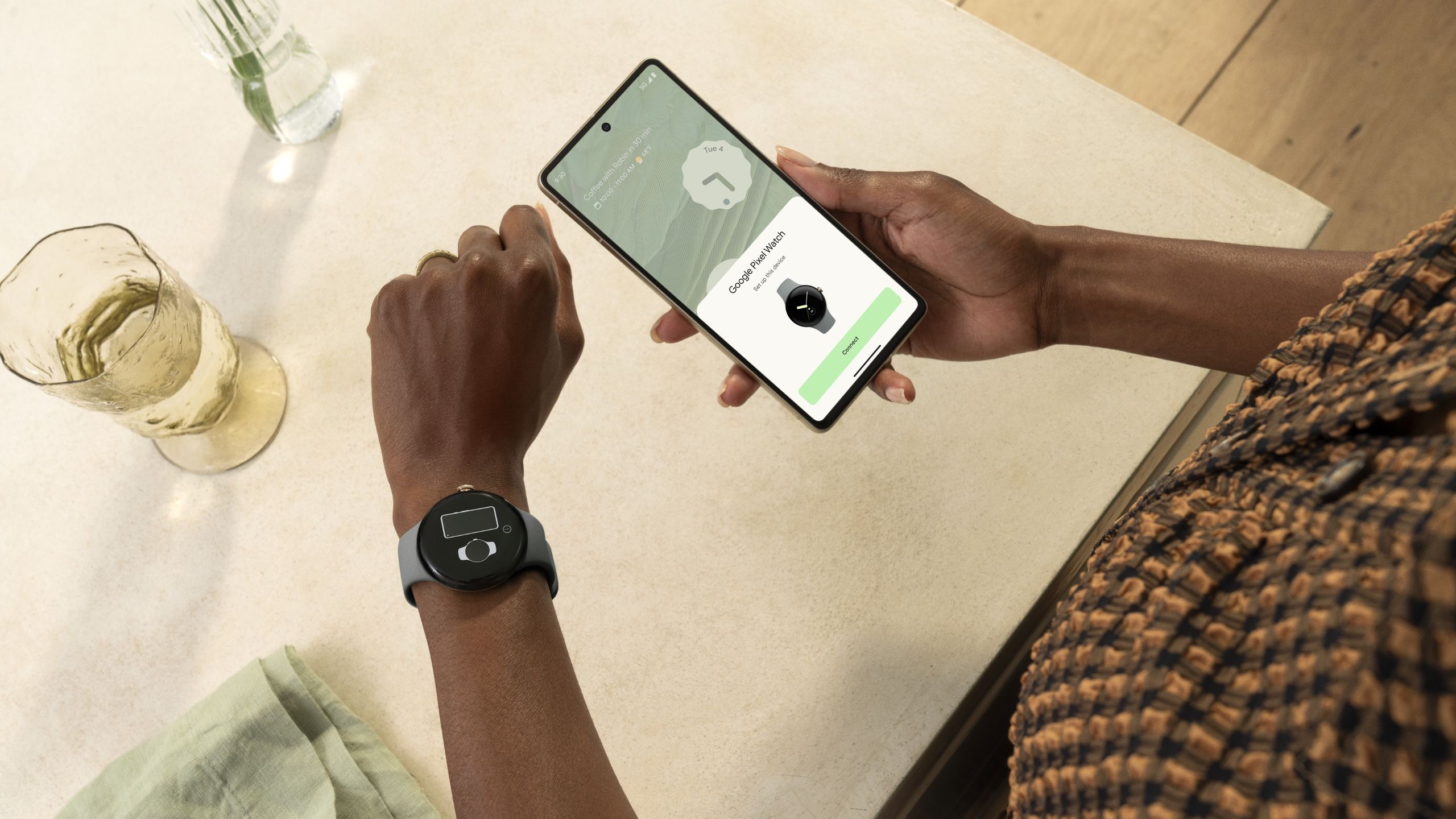 Google Pixel Watch app debuts on the Play Store, allows customizations ...