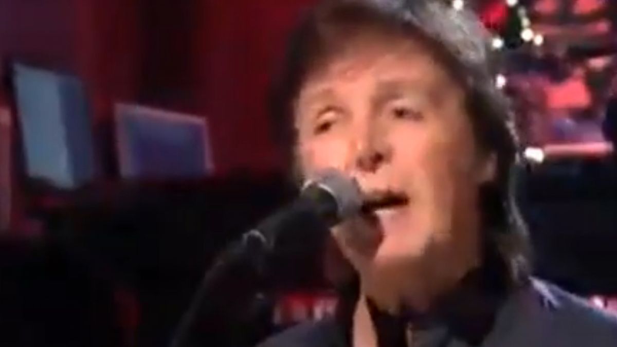 32 Of The Most Memorable Musical Guests In SNL History | Cinemablend