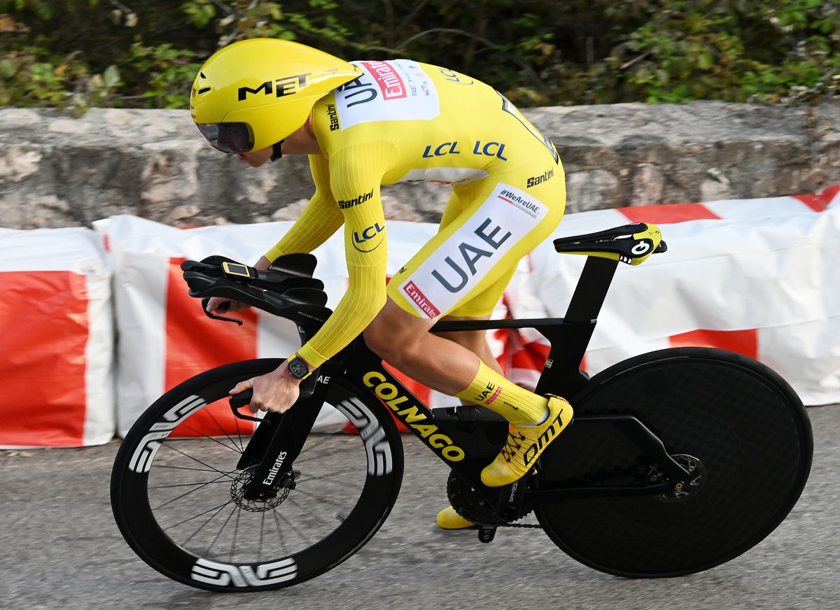 Tour de France final day tech: Curious choices, sponsor appeasement ...