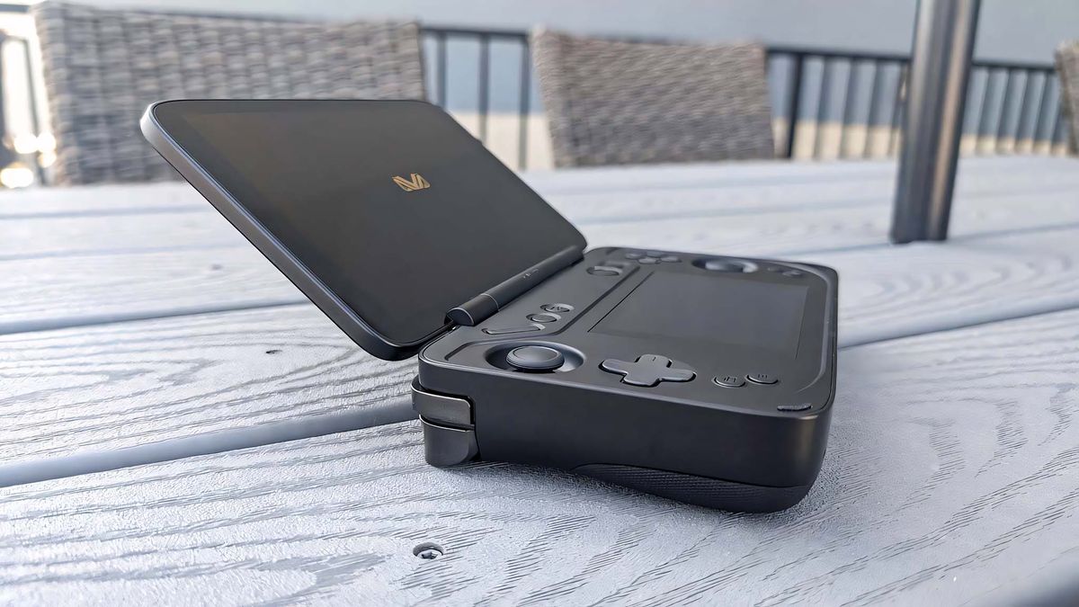 Nintendo DS-like AYANEO Flip handhelds "paused indefinitely" | Windows ...