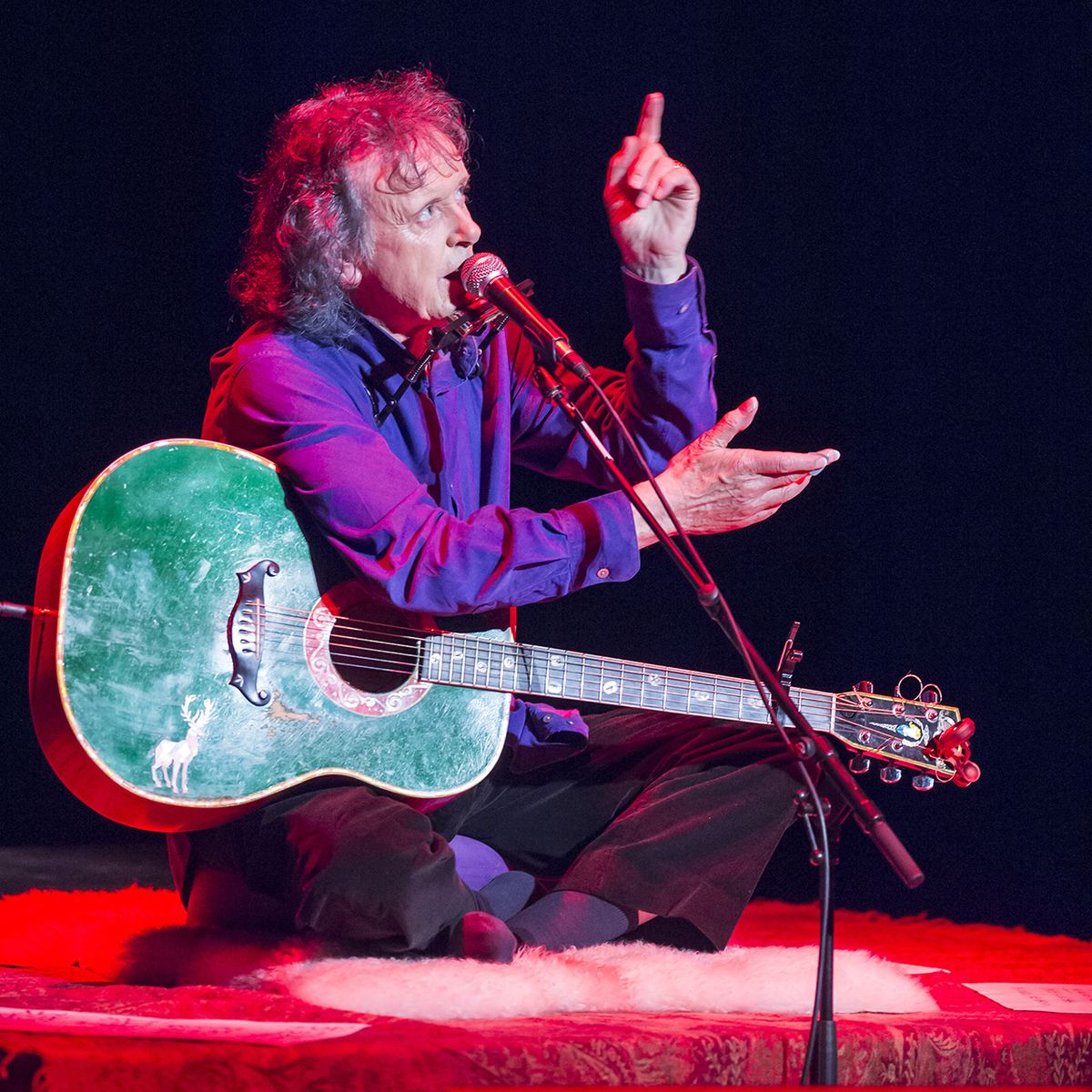 Live: Donovan | Louder